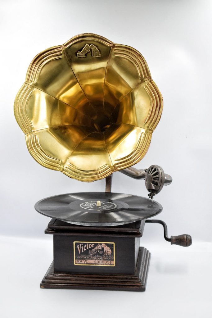 Vitrola Réplica de Victor Talking Machine – La Vieja