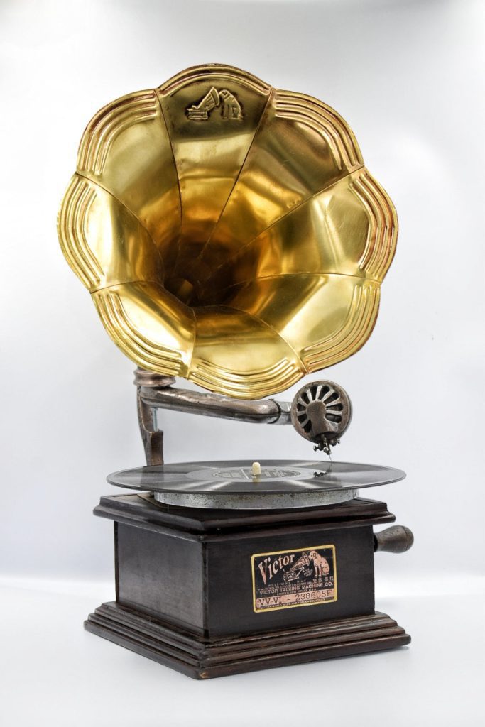 Vitrola Réplica de Victor Talking Machine – La Vieja