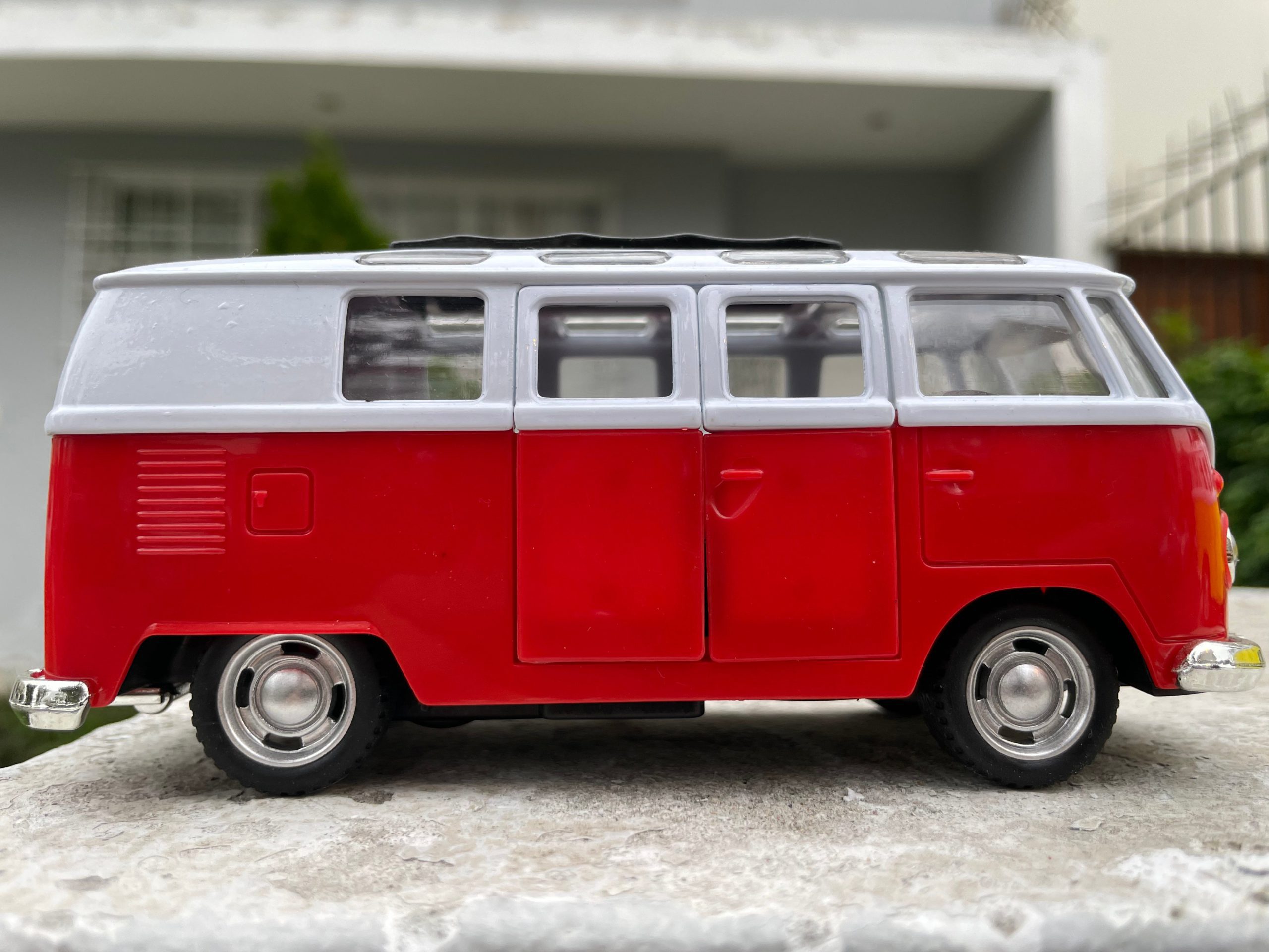 Combi Roja Metálica a Escal – La Vieja