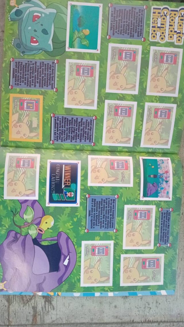 Album Pokémon Tapa Blanda + Set completo figuras a pegar – La Vieja